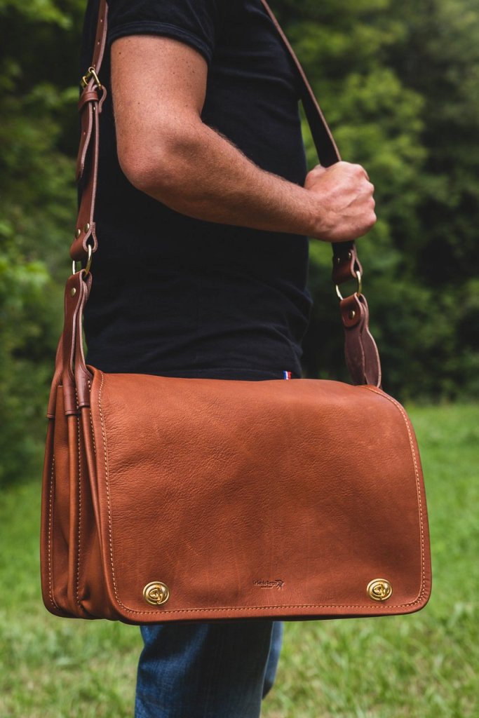 Besace n°2 sac ordinateur cuir vachette pour homme grand volume